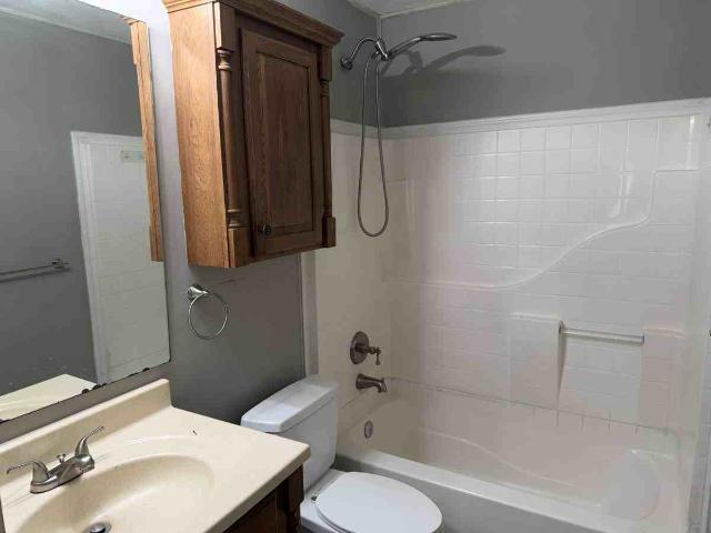 3 Bedroom Home for Rent at 918 Ne 44th Ter, Kansas City, MO 64116 Crestview
