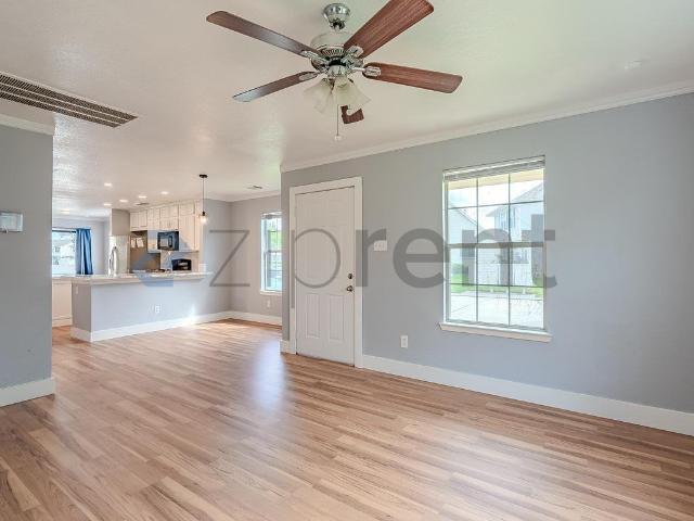 3 Bedroom Home for Rent at 919 Verde Trails Dr, Houston, TX 77073