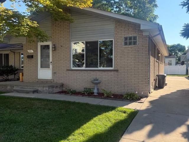 3 Bedroom Home for Rent at 931 3rd St, Wyandotte, MI 48192