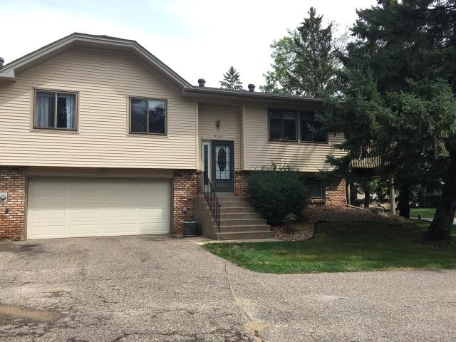 3 Bedroom Home for Rent at 939 Sherwood Rd #1, Arden Hills, MN 55126 Arden Hills Shoreview