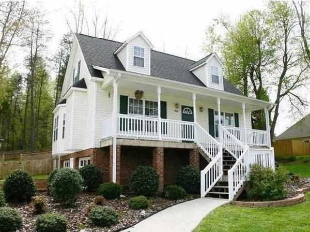 3 Bedroom Home for Rent at 940 Winterside Ln, Winston Salem, NC 27107
