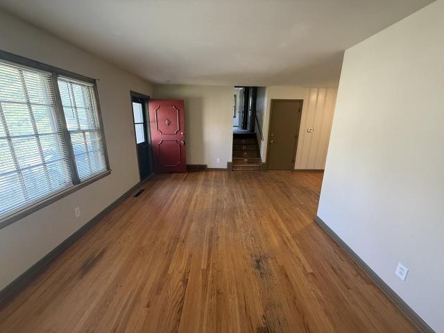 3 Bedroom Home for Rent at 9605 Belmont Ave, Kansas City, MO 64134 Fairlane
