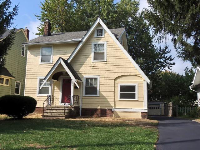 3 Bedroom Home for Rent at 978 Pembrook Rd, Cleveland Heights, OH 44121 Cleveland Heights
