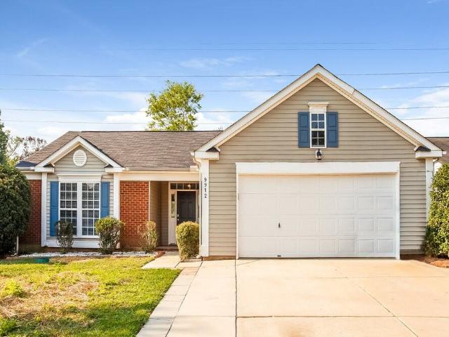3 Bedroom Home for Rent at 9912 Peppermint Ln, Charlotte, NC 28215 Bradfield Farms