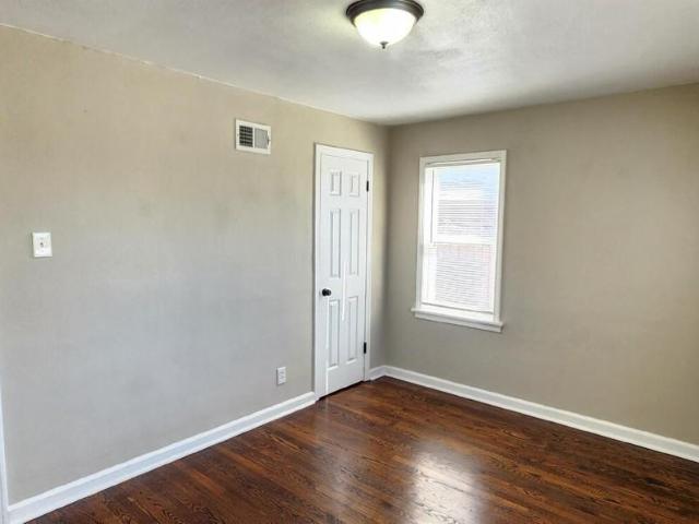 3 Bedroom Home for Rent at 9955 Live Oak Ct, Affton, MO 63123 Affton