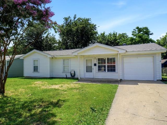 3 Bedroom Home for Rent at 1013 Irion Dr, Euless, TX 76039 Midway Park Euless