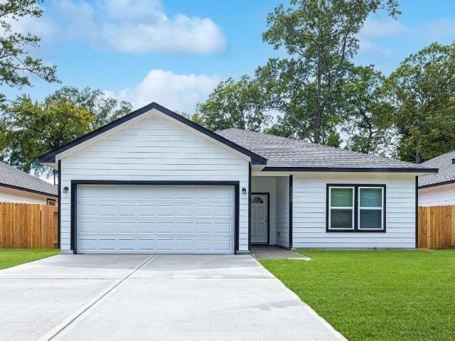 3 Bedroom Home for Rent at 101 County Road 3552, Cleveland, TX 77327
