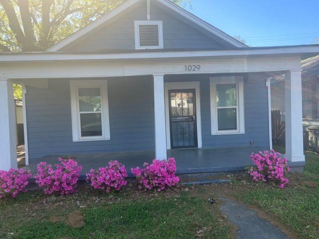 3 Bedroom Home for Rent at 1029 Bruce St, Memphis, TN 38104 Cooper Young