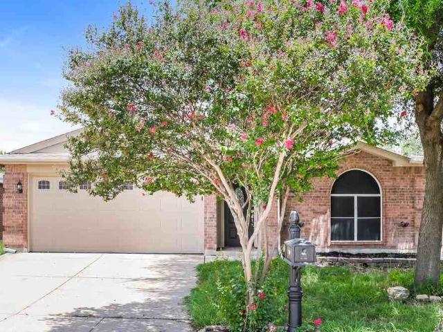 3 Bedroom Home for Rent at 10224 Dawson Trl, Fort Worth, TX 76108 Chapel Creek