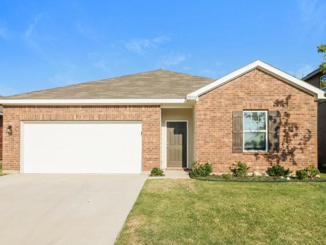 3 Bedroom Home for Rent at 10332 Jameson Ln, Crowley, TX 76036
