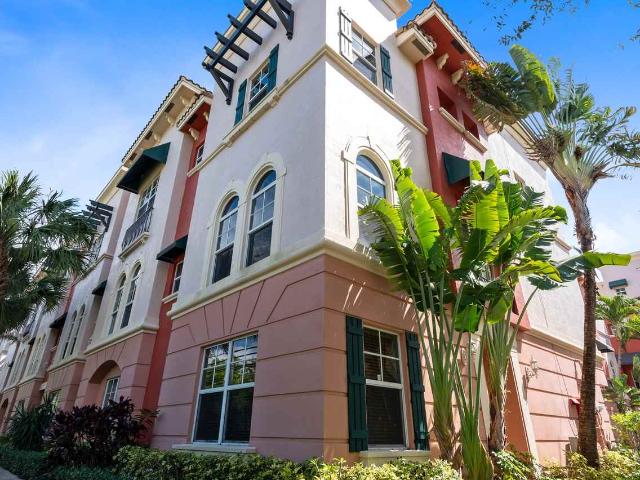 3 Bedroom Home for Rent at 1033 Northeast 17th Way, Fort Lauderdale, FL 33304 Lake Ridge