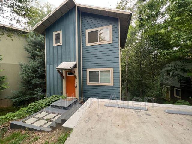 3 Bedroom Home for Rent at 103 Deaver St, Asheville, NC 28806