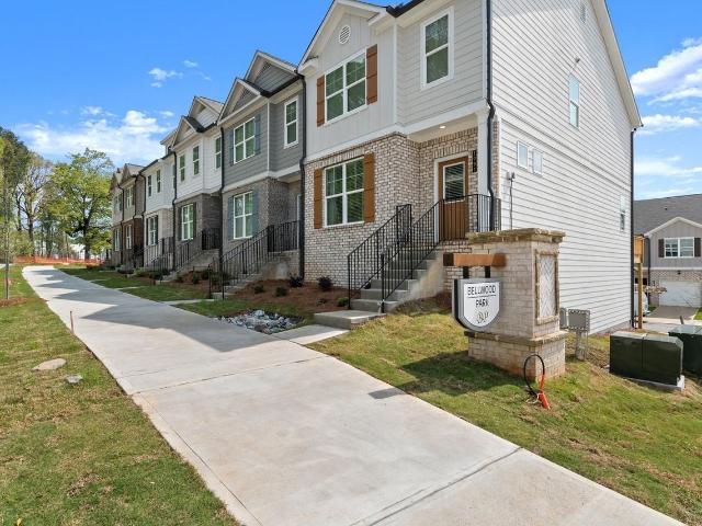 3 Bedroom Home for Rent at 1040 Summerfield St Nw, Atlanta, GA 30331 Bankhead Bolton