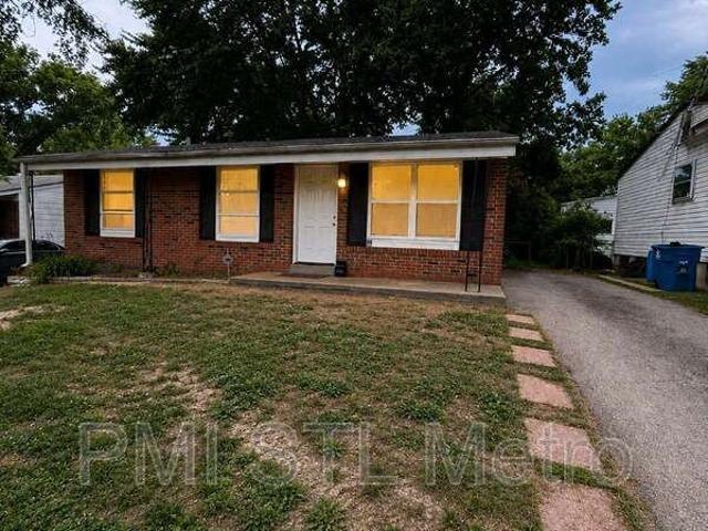 3 Bedroom Home for Rent at 10435 Castle Dr, Castle Point, MO 63136 Castle Point