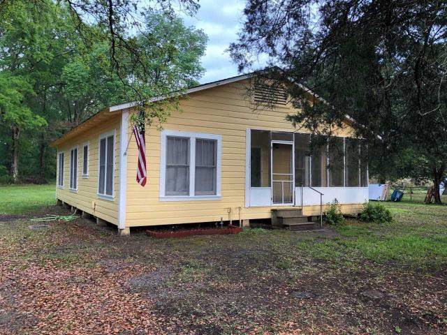 3 Bedroom Home for Rent at 104 S 16th St #1, Oakdale, LA 71463