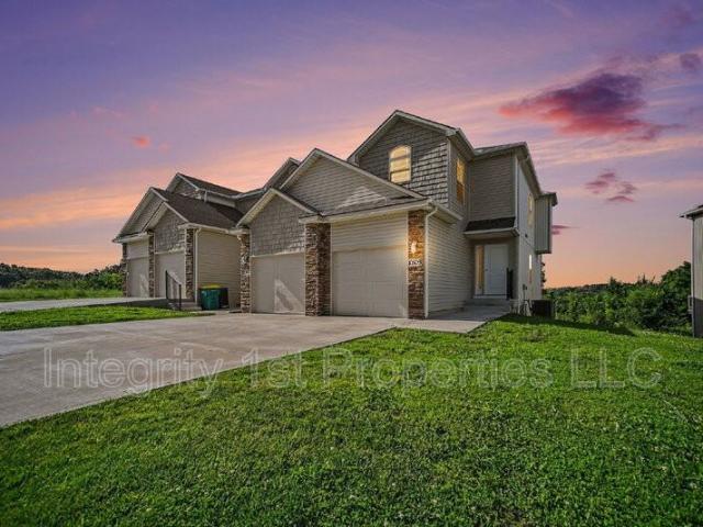 3 Bedroom Home for Rent at 10510 Clubhouse Dr, Kansas City, KS 66109 I 435 West Kc ks