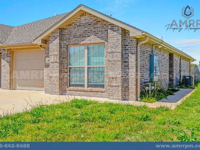 3 Bedroom Home for Rent at 107 Anita Plz, Carl Junction, MO 64834