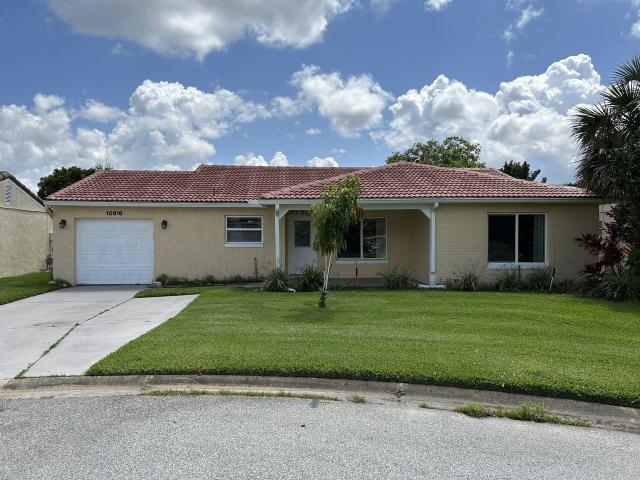 3 Bedroom Home for Rent at 10816 Waterford Ct #NA, Williamsburg, FL 32821 Williamsburg