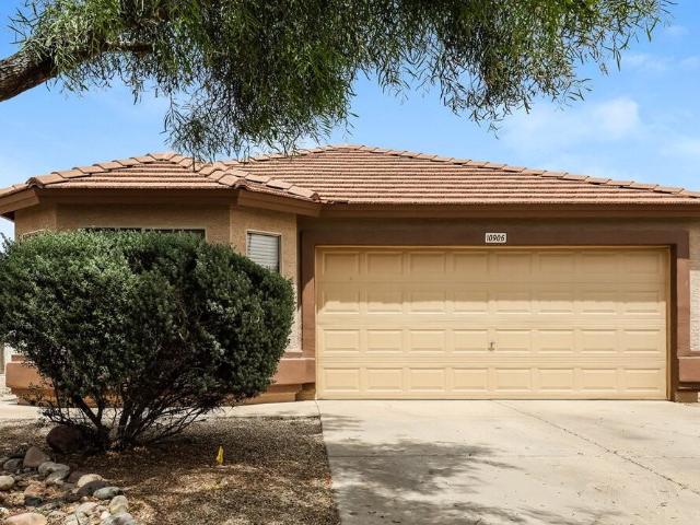 3 Bedroom Home for Rent at 10906 W Cambridge Ave, Avondale, AZ 85392 Crystal Gardens