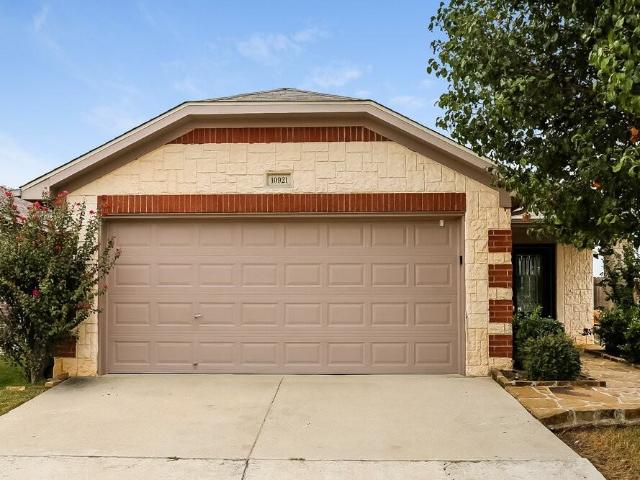 3 Bedroom Home for Rent at 10921 Emerald Park Ln, Fort Worth, TX 76052 Emerald Park North