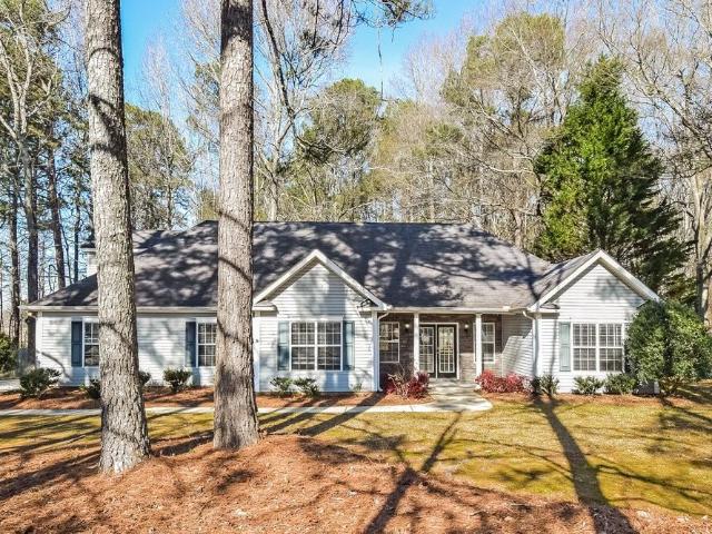 3 Bedroom Home for Rent at 10 Elmwood Dr, Sharpsburg, GA 30277
