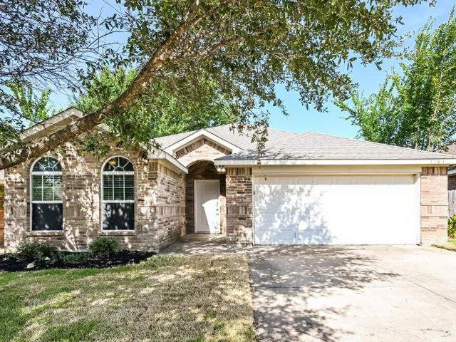 3 Bedroom Home for Rent at 1104 Monticello Dr, Azle, TX 76020