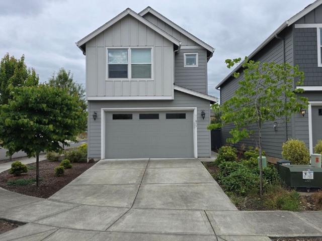 3 Bedroom Home for Rent at 11053 Ne 23rd Cir, Vancouver, WA 98684 Landover Sharmel