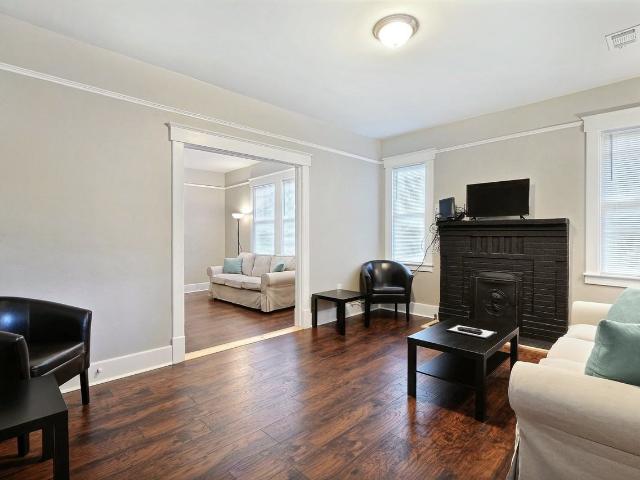 3 Bedroom Home for Rent at 1107 E 41st St, Savannah, GA 31404 Live Oak
