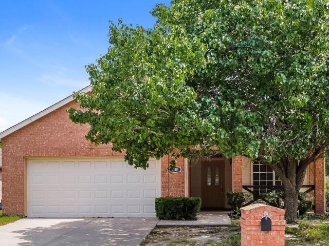 3 Bedroom Home for Rent at 1101 Trinity Trl, Saginaw, TX 76131