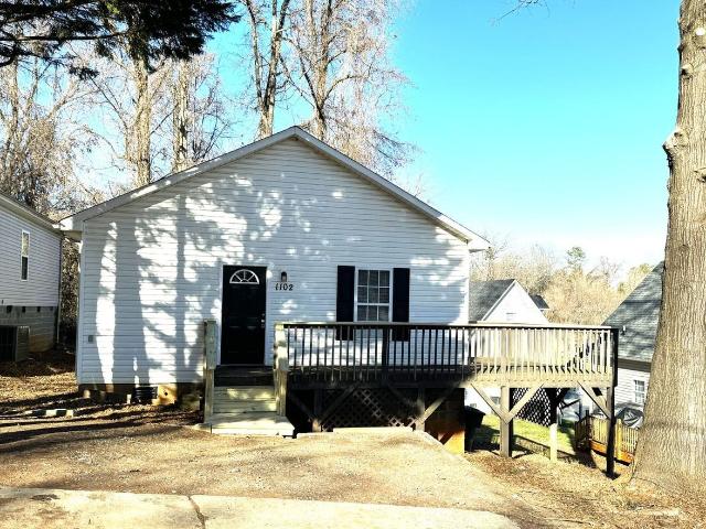 3 Bedroom Home for Rent at 1102 Kirkman St, Greensboro, NC 27406 Southmont