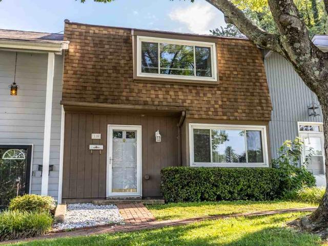 3 Bedroom Home for Rent at 110 Woodlake Dr, Charlottesville, VA 22901 Four Seasons