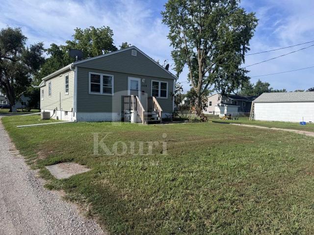 3 Bedroom Home for Rent at 1115 23rd Ave, Council Bluffs, IA 51501
