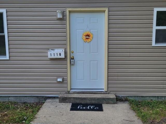 3 Bedroom Home for Rent at 1118 Benton St, Gary, IN 46403 Aetna