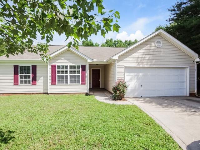 3 Bedroom Home for Rent at 11109 Nolet Ct, Charlotte, NC 28215 Silverwood