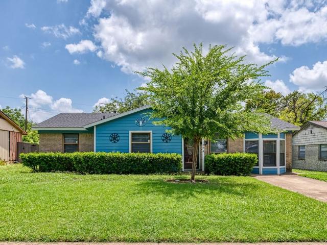3 Bedroom Home for Rent at 11324 Prelude Dr, Dallas, TX 75238 Highland Meadows