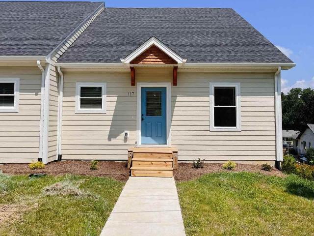 3 Bedroom Home for Rent at 115 Mount Tabor Rd, Blacksburg, VA 24060 Woodbine Wyatt