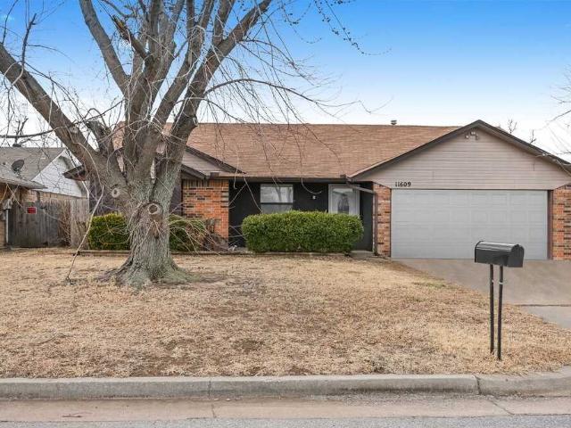 3 Bedroom Home for Rent at 11609 Roxboro Ave, Oklahoma City, OK 73162 Roxboro