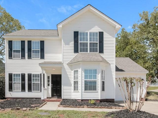 3 Bedroom Home for Rent at 11807 Golden Maple Ln, Charlotte, NC 28215 Bradfield Farms