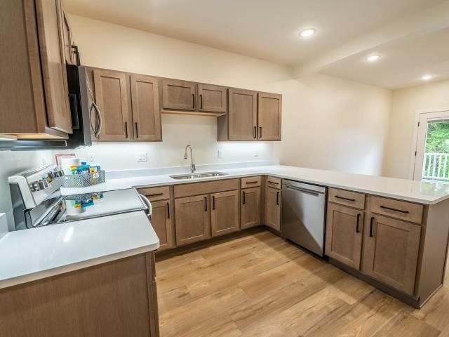 3 Bedroom Home for Rent at 118 Eiche Dr #4, Slinger, WI 53086