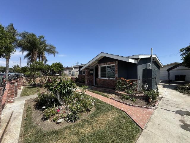 3 Bedroom Home for Rent at 12022 207th St #NA, Lakewood, CA 90715 Eastern Lakewood
