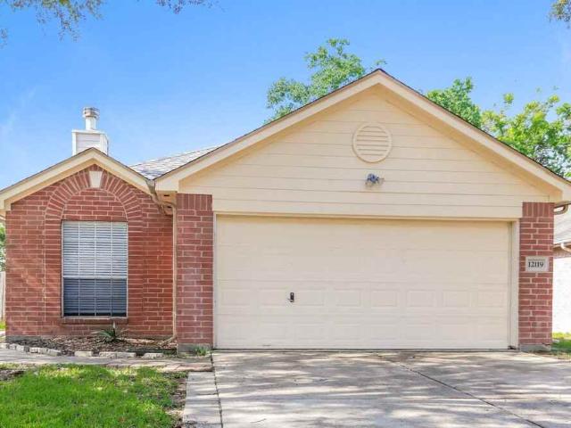 3 Bedroom Home for Rent at 12119 Bowsman Dr, Tomball, TX 77377