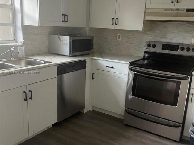 3 Bedroom Home for Rent at 12390 Southwest 51st Place, Cooper City, FL 33330 Flamingo Gardens