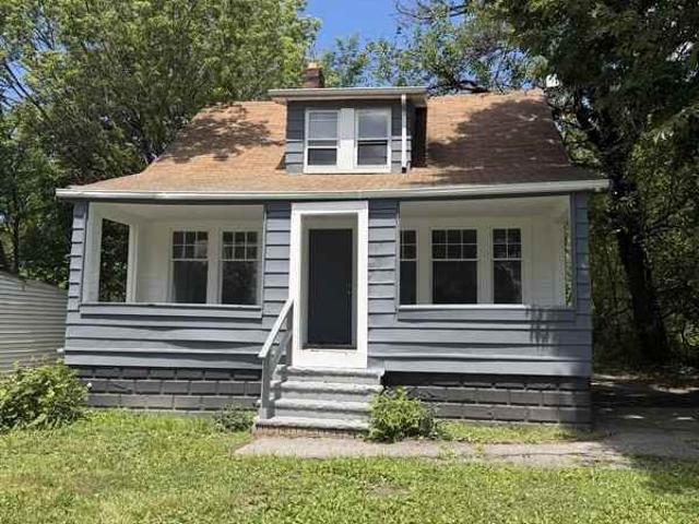 3 Bedroom Home for Rent at 12315 Revere Ave, Cleveland, OH 44105 Corlett
