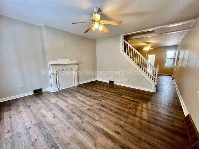 3 Bedroom Home for Rent at 126 Earl St, Pittsburgh, PA 15204 Esplen