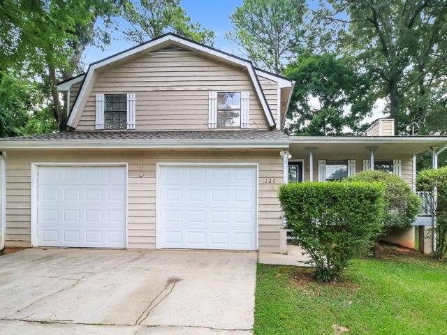 3 Bedroom Home for Rent at 127 Gristmill Ct, Riverdale, GA 30274