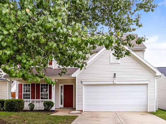 3 Bedroom Home for Rent at 12927 Deaton Hill Dr, Charlotte, NC 28269 Highland Creek