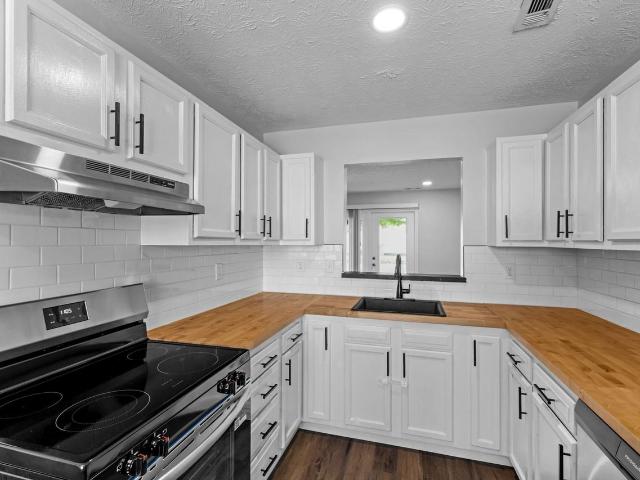3 Bedroom Home for Rent at 1315 South Senate Avenue, Indianapolis, IN 46225 Near Southside