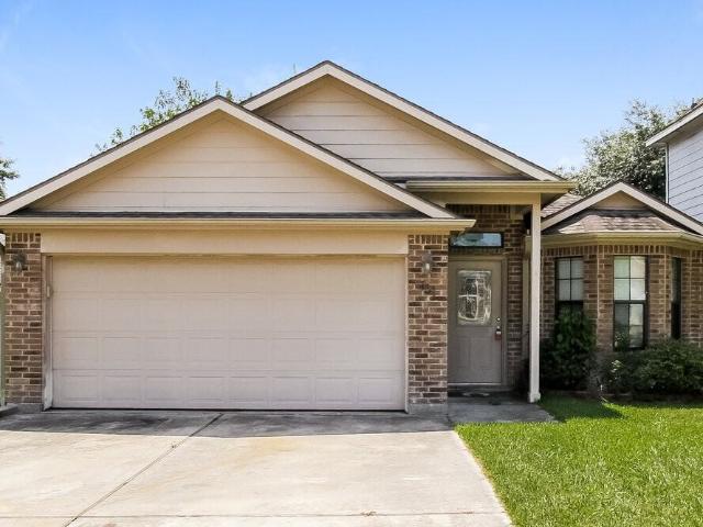 3 Bedroom Home for Rent at 131 Golfview Dr, Conroe, TX 77356 April Sound