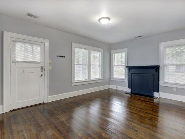 3 Bedroom Home for Rent at 1321 E 39th St, Savannah, GA 31404 Live Oak
