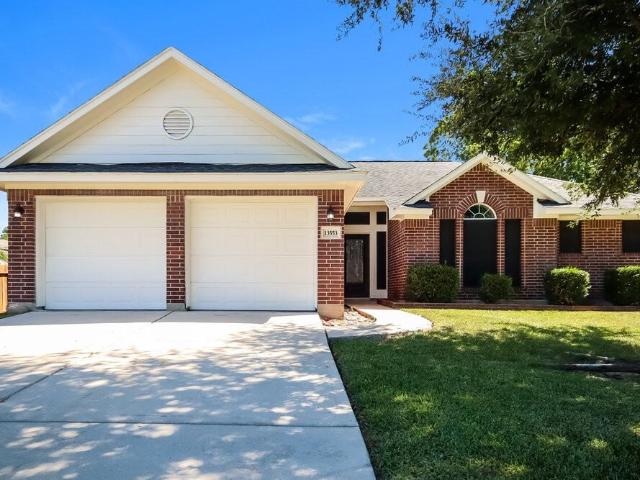 3 Bedroom Home for Rent at 13553 Miller Ln, Willis, TX 77318